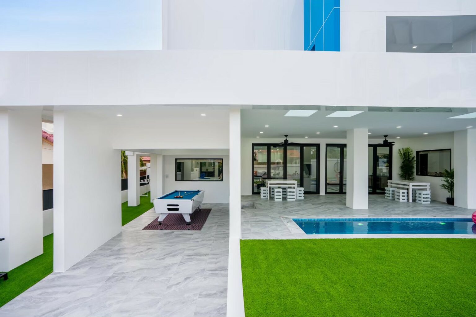 DV-1016 บ้าน VIP Houseราคาเริ่มต้น13,900.- - Baanpoolvillas