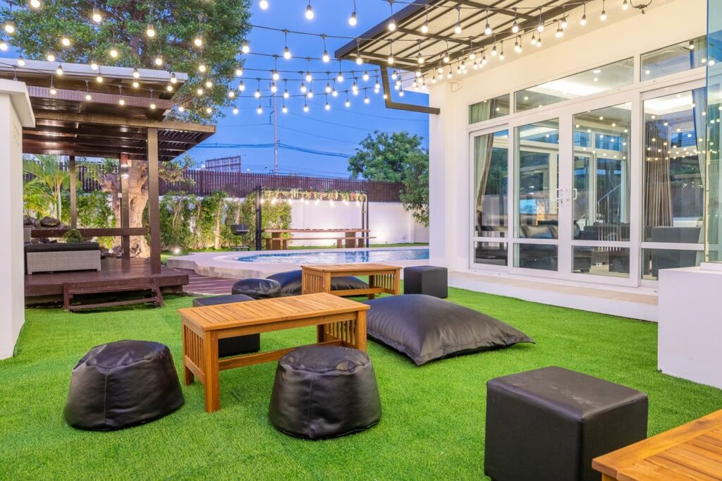 DV-1714 บ้าน Moon Shadeราคาเริ่มต้น12,900.- - Baanpoolvillas